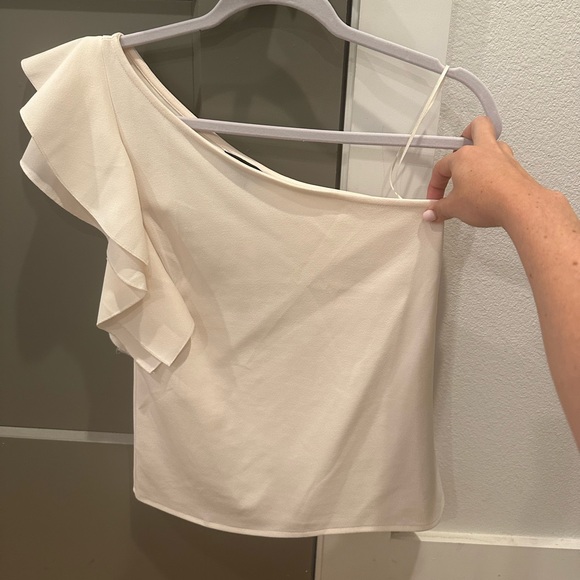 Banana Republic | Tops | Nwt Banana Republic One Shoulder Strap Top ...